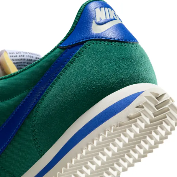 Nike Cortez Sneakers - Green
