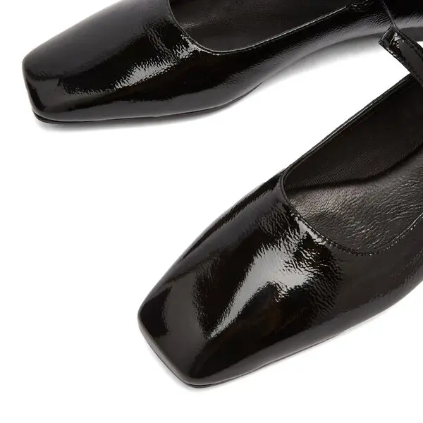 VAGABOND SHOEMAKERS Delia Square Toe Leather Ballet Flats - Black