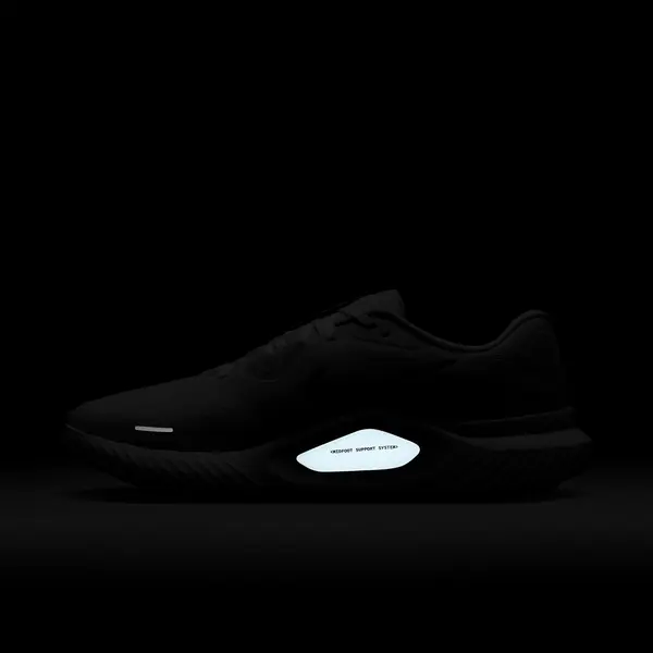 Nike Structure 26 Road Running Shoes - White