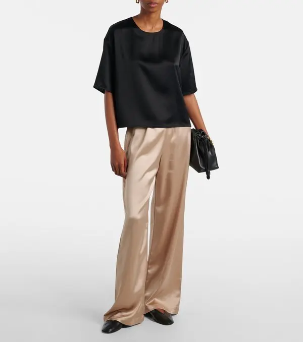 LESET Barb Satin T-shirt - Black