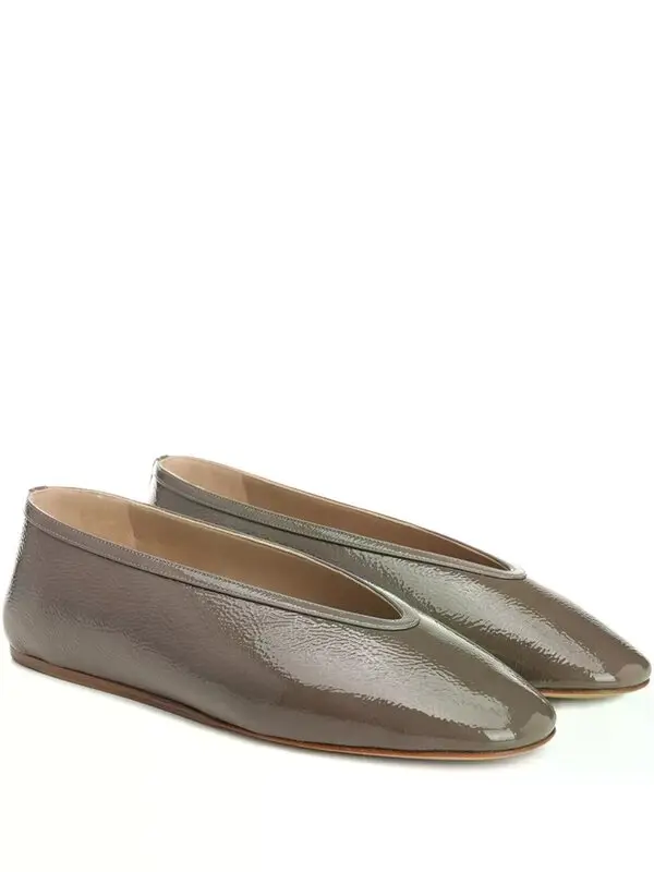 Le Monde Beryl Leather Ballet Flats - Neutrals