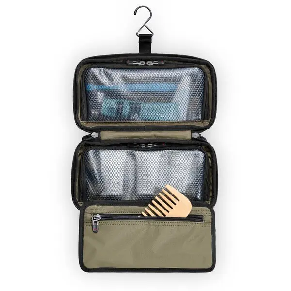 Briggs & Riley Hanging Toiletry Kit - Black