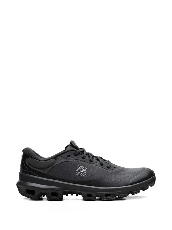 On Cloudventure 2 Loewe Sneakers - Black