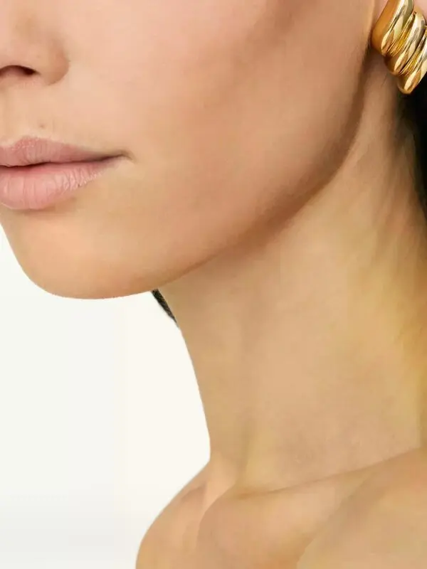 ANINE BING Diagonal Ribbed Earrings
