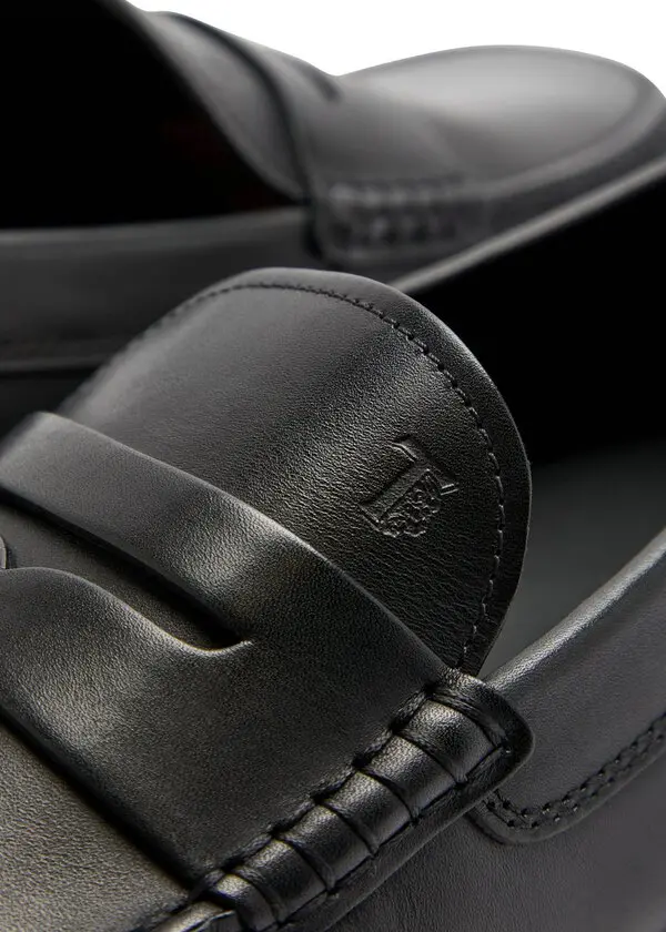 TOD'S City Gommino Leather Loafers