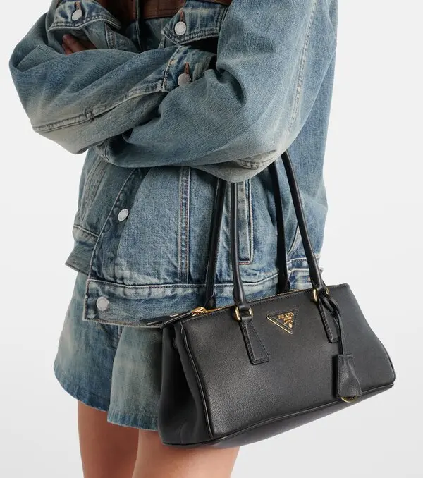 Prada Galleria Medium Leather Tote Bag - Black