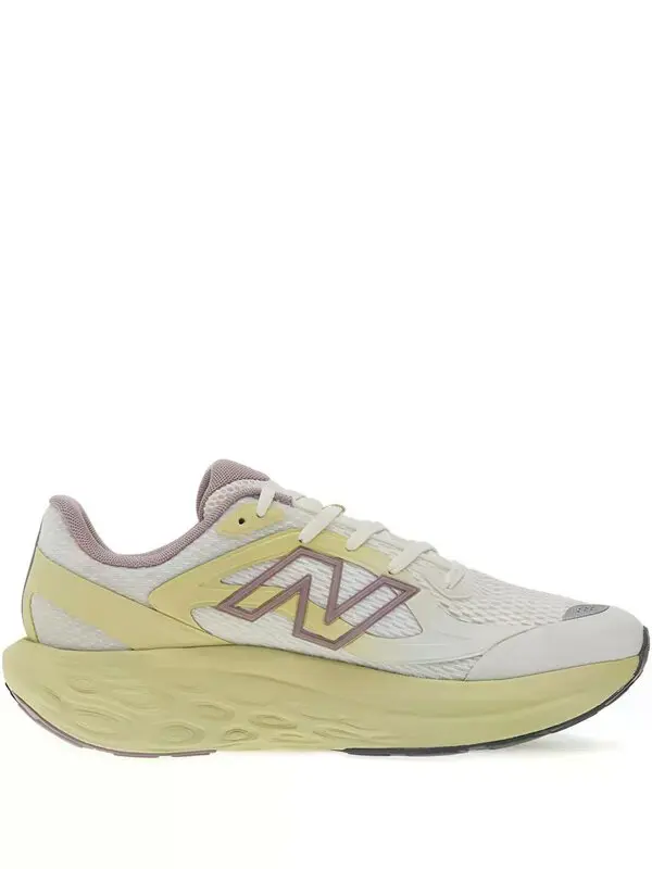 NEW BALANCE Fresh Foam Sneakers