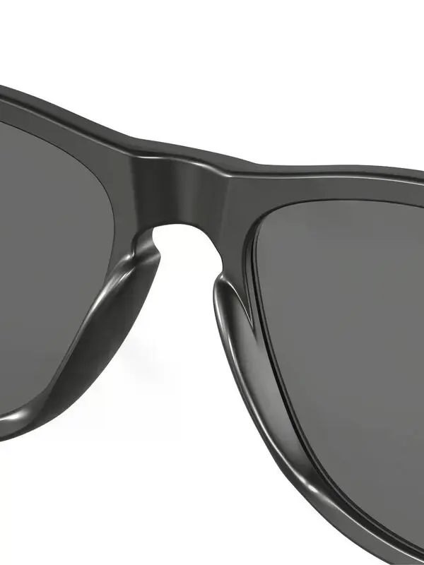 Oakley Geometric Frame Sunglasses