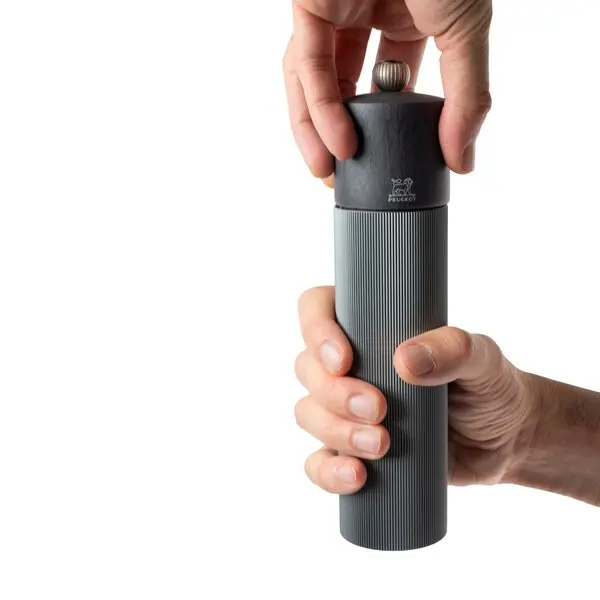 PEUGEOT Line Pepper Mill Aluminum And Beechwood, 9