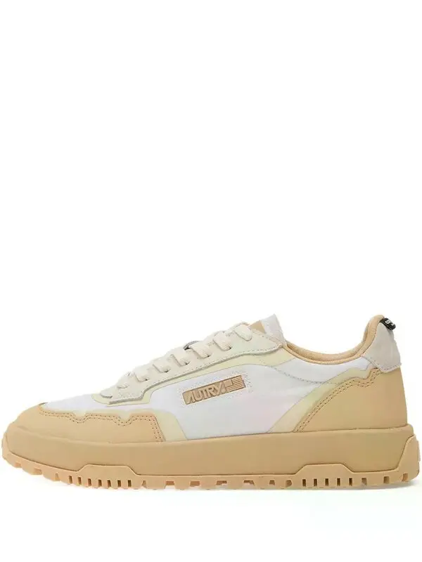 AUTRY Wildpace Panelled Low-top Sneakers - White