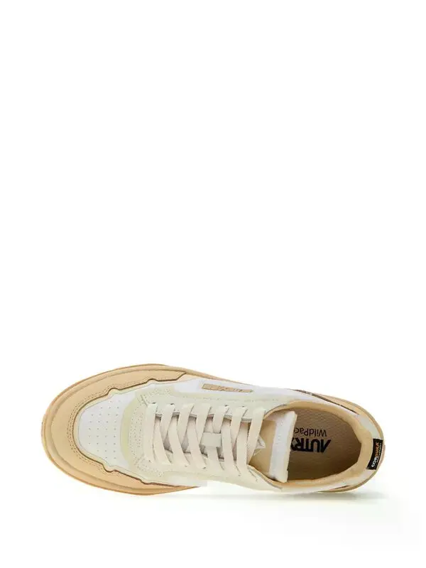 AUTRY Wildpace Panelled Low-top Sneakers - White
