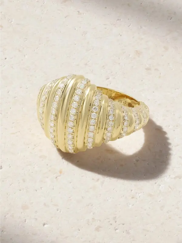 Yvonne Léon Berlingot 9-karat Diamond Signet Ring - Gold
