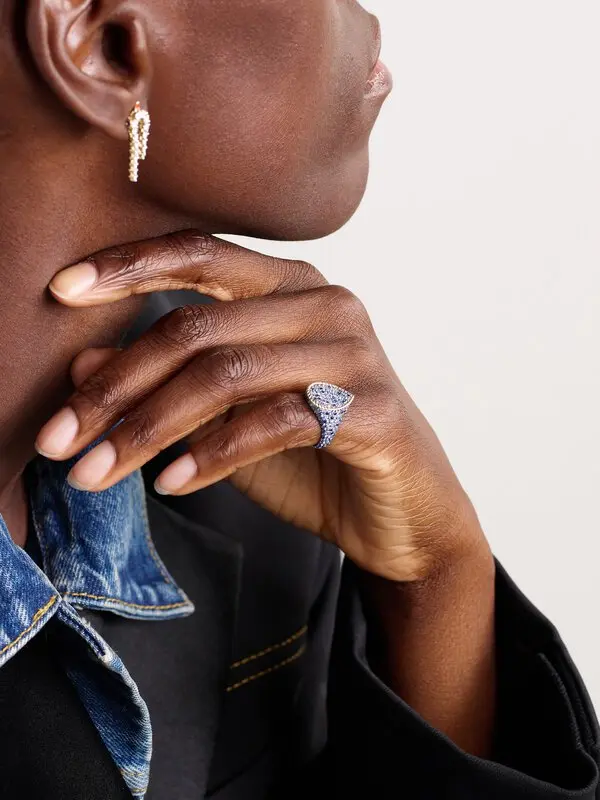 Yvonne Léon 9-karat Gold Sapphire Ring