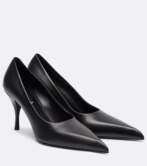 Prada Leather Pumps - Black