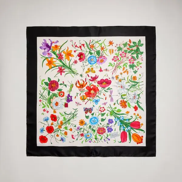 Gucci Printed Silk Twill Carr - Black