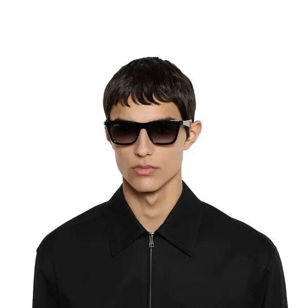Gucci Rectangular Frame Sunglasses