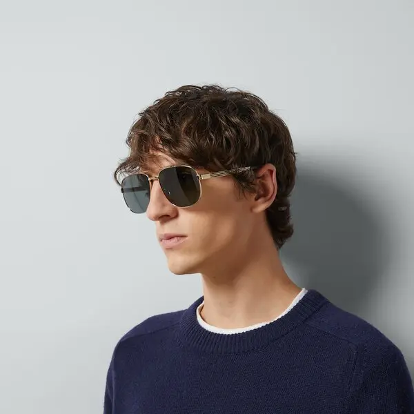 Gucci Navigator Frame Sunglasses - Gold