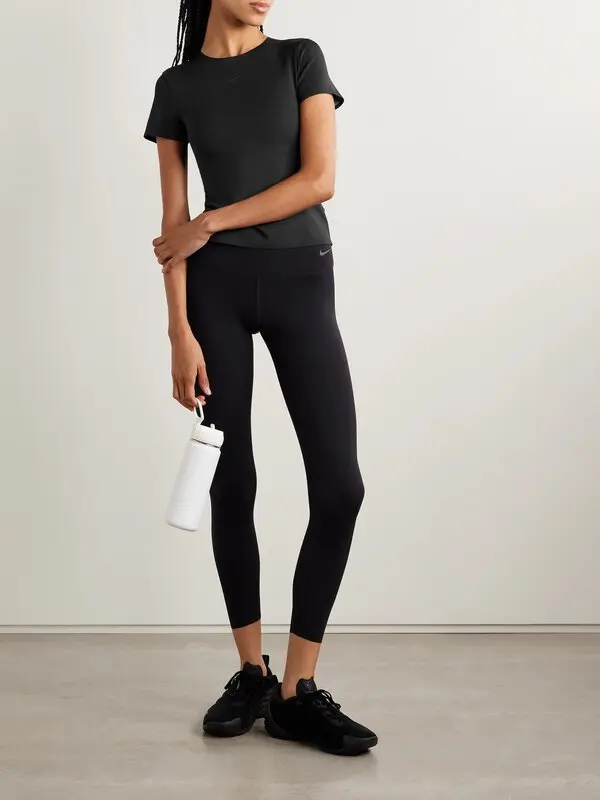 Nike Form Stretch T-shirt