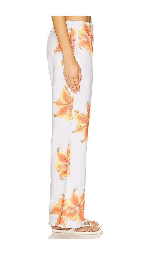 JULIET JOHNSTONE Straight Leg Sweatpant