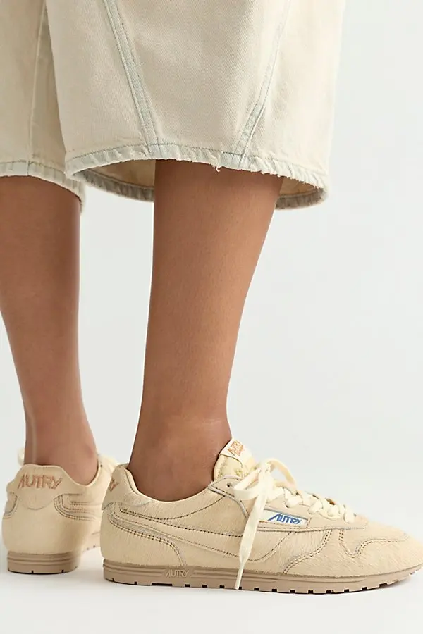 AUTRY Windspin Low Top Pony Hair Sneakers - Ivory