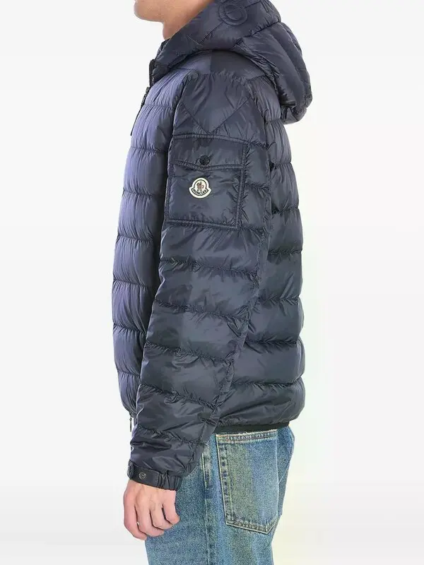 Moncler Hooded Puffer Jacket With Sleeve Pocket - Black
