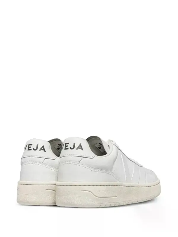 VEJA Leather V-logo Sneakers