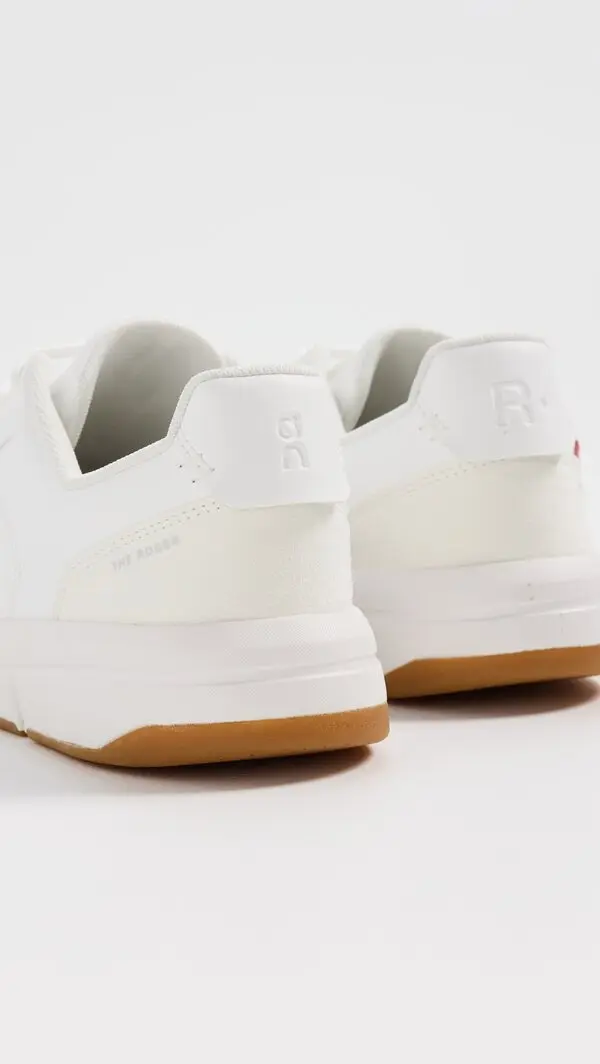 On The Roger Clubhouse Sneakers - White Ivory