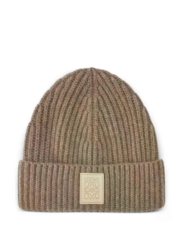 Loewe Ribbed Beanie With Leather Logo Patch - Brown