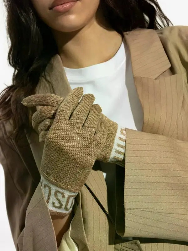 Moschino Logo-detail Gloves - Neutrals