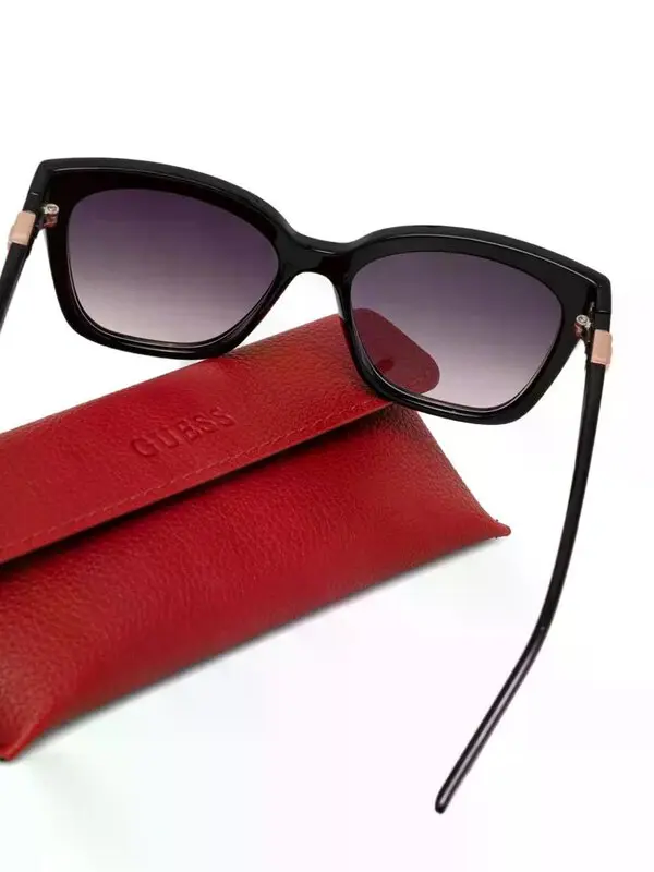 Guess Cat Eye Frame Sunglasses - Black