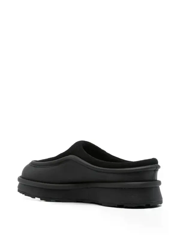 Axel Arigato Pillow Mules