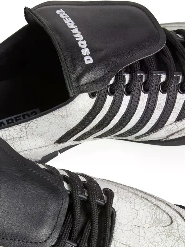 Dsquared2 Logo-embroidered Sneakers - Black