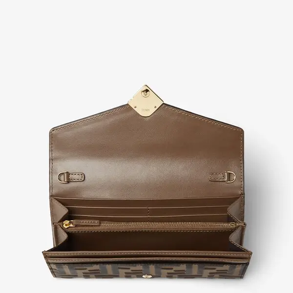 Fendi Diamonds Continental With Chain - Brown