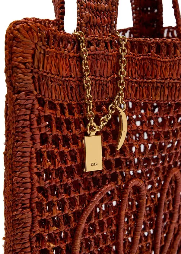 Chloé Raffia Tote Bag With Logo Appliqué And Charm - Brown