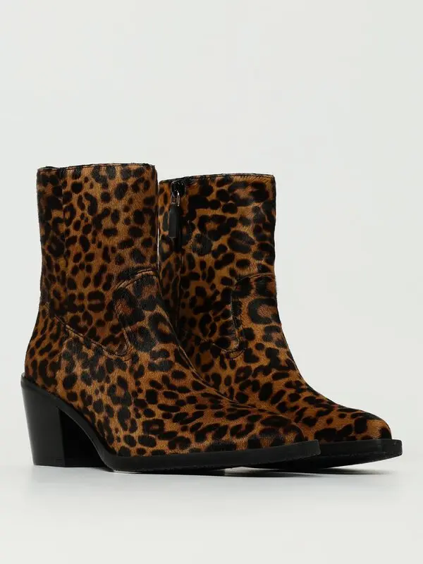 STUART WEITZMAN Ankle Boots