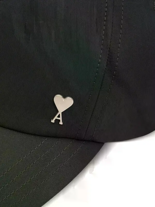 Ami De Coeur Stud Cap - Black