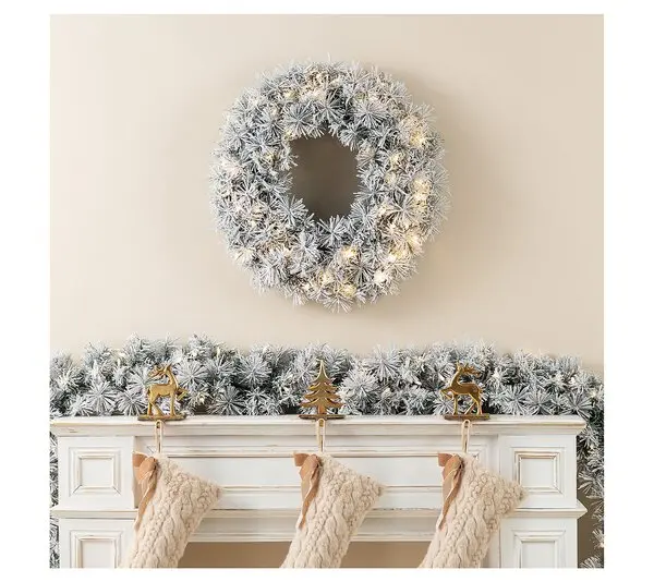 GLITZHOME 24' Pre-lit Snow Flocked Green Pine C Hristmas Wreath - One-color