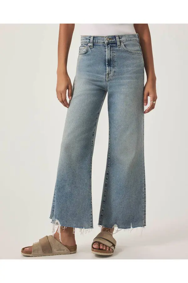 Splendid Cropped Wide Leg Jean
