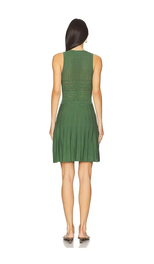 Heartloom Scoop Neck Pleated Midi Dress