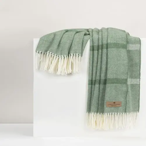 LANDS DOWNUNDER Montauk Stripe Herringbone Throw - Olive