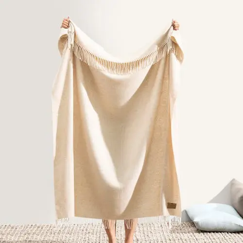 LANDS DOWNUNDER Juno Cashmere Throw - Sand