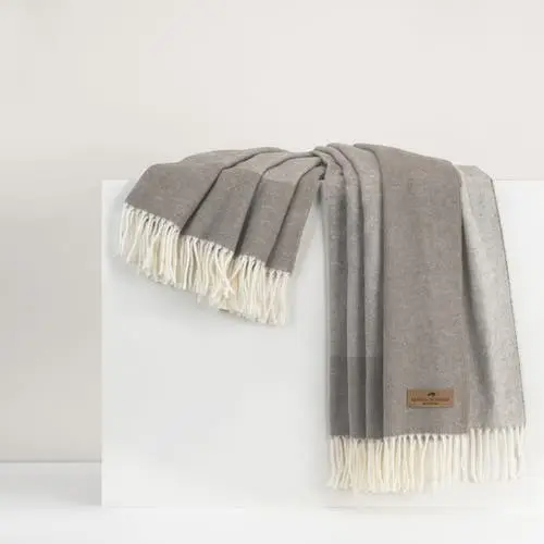 LANDS DOWNUNDER Border Herringbone Throw - Mink
