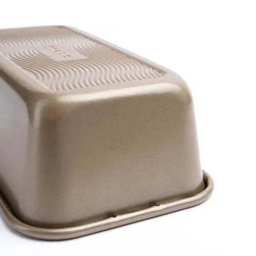 CUISIPRO 9.5 X 2.75-inch Steel Nonstick Loaf Baking Pan