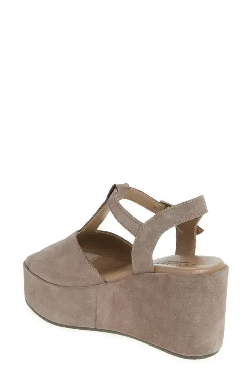 Cordani Jaycee Platform Sandal - Porcinio Suede
