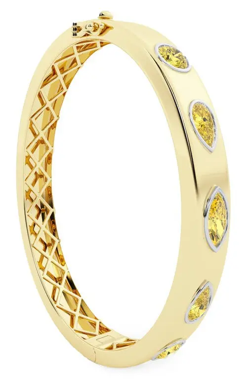 HAUTECARAT Lab-grown Diamond Bangle - 18k Yellow Gold