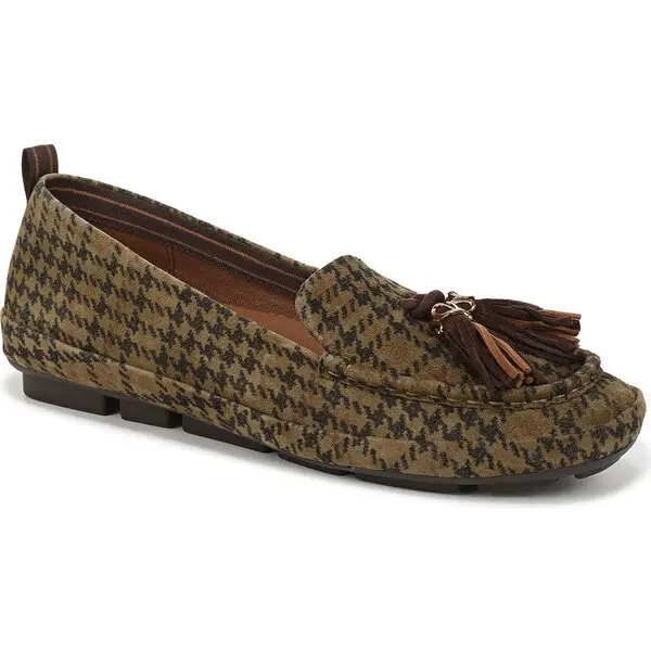 Naturalizer Betsy Tassel Moc Toe Loafer - Olive Multi