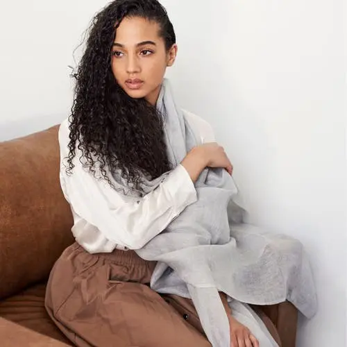 STUDIO VARIOUSLY Hand Woven Linen Scarf - Oat