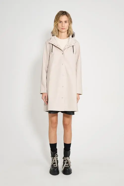 Stutterheim Mosebacke Lightweight Raincoat - Light Sand