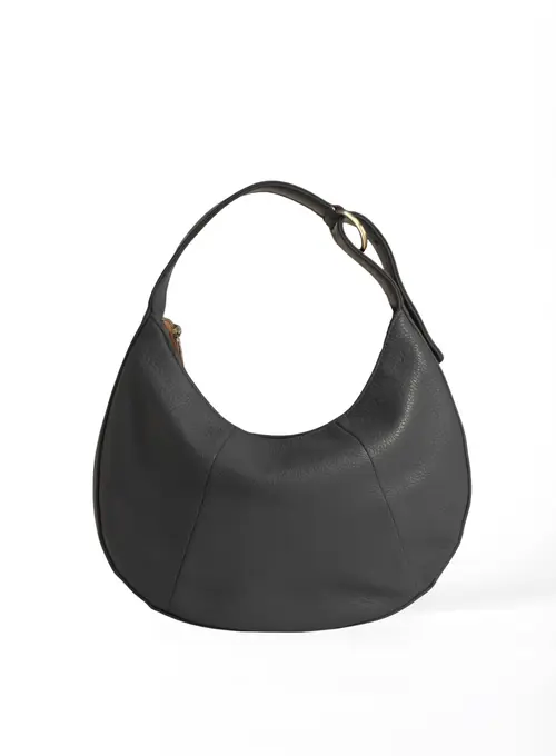 DEUX MAINS Saddle Shoulder Bag - Black