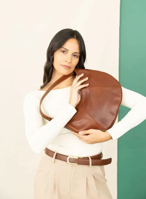 DEUX MAINS Saddle Shoulder Bag - Brown